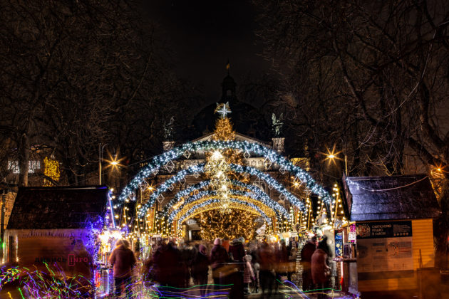 Як виглядають найбільш атмосферні різдвяні локації у Львові ...